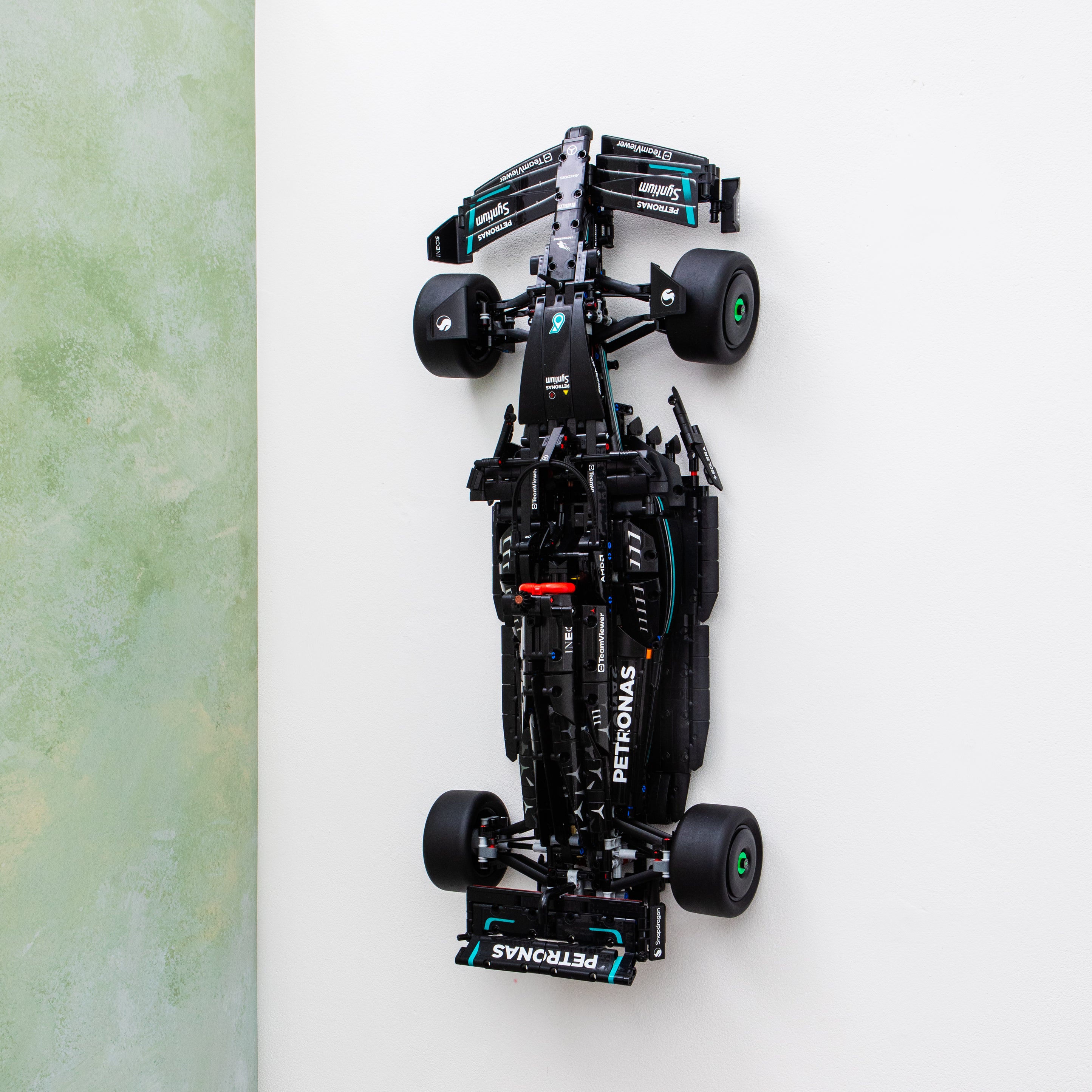 Wall Mount for Mercedes-AMG F1 W14 E Performance – Brickify