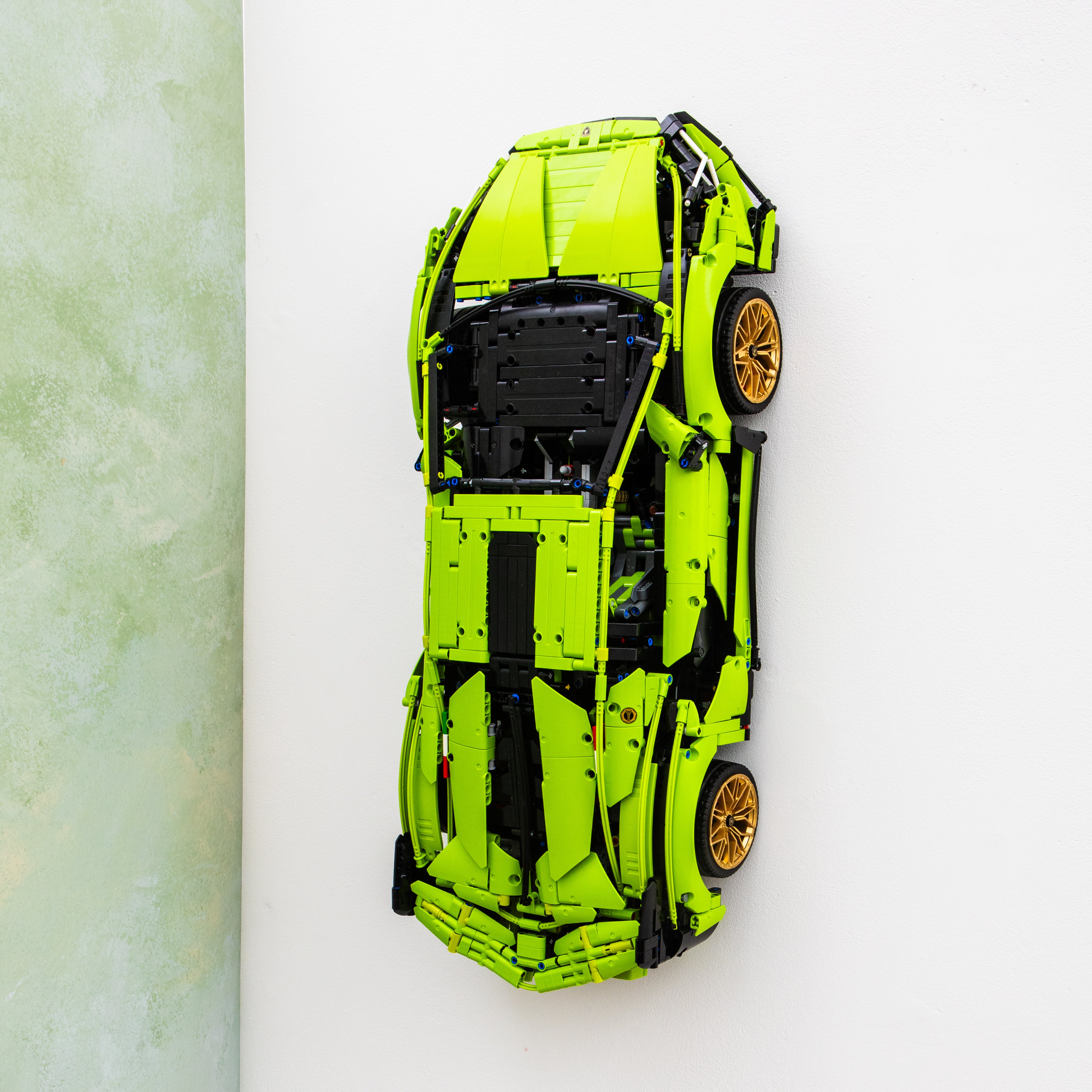 Wall Mount Display Bracket for Lamborghini Sián – Brickify